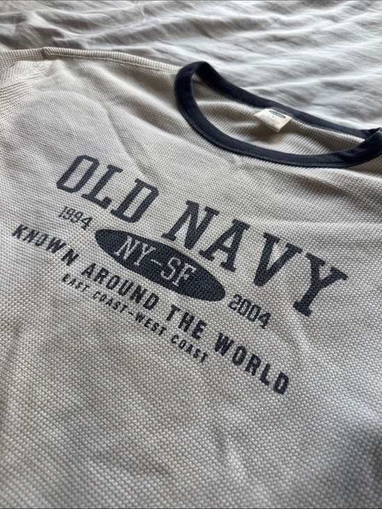 Old Navy | Shirts | Old Navy White Waffle Thermal Top With Navy Trim ...